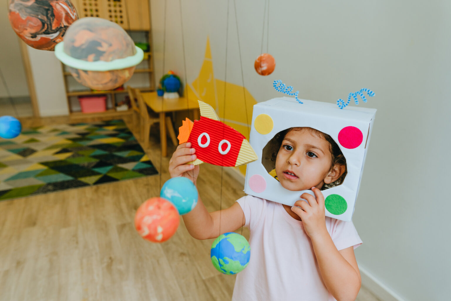 Space Camp Ideas: Activities for Aspiring Young Astronauts - Summer ...